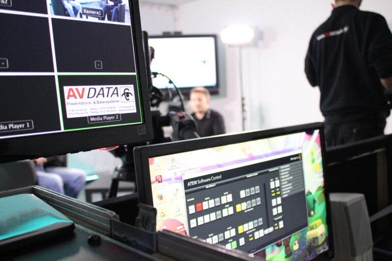 AVDATA GmbH Karlsruhe, Leistungen, AVDATA